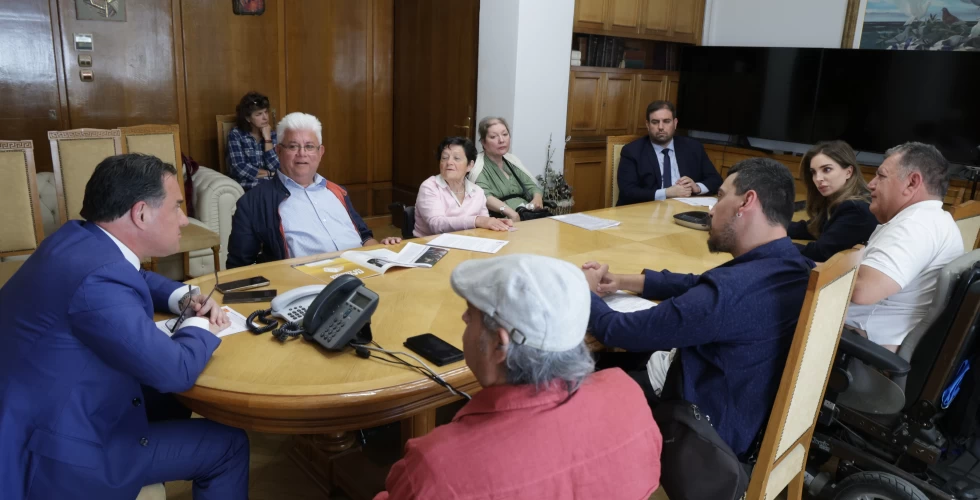 Συνάντηση του Υπουργού Υγείας Άδωνι Γεωργιάδη με τον Πανελλήνιο Σύλλογο ...